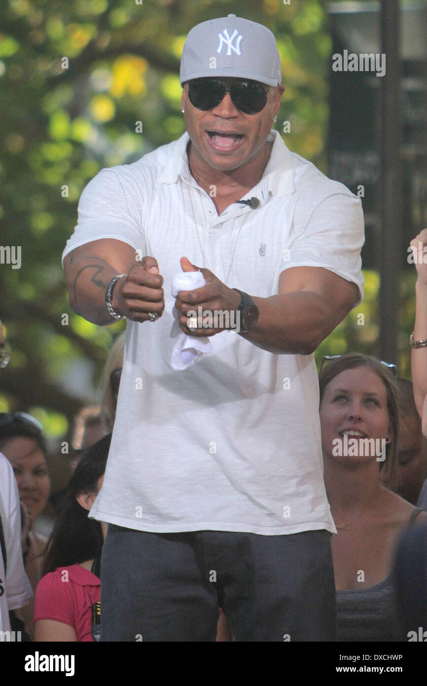 LL Cool J Celebrities at The Grove to appear on entertainment news show ...