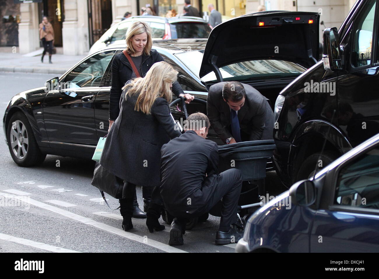 Spanish actress Elsa Pataky seen with daughter India Hemsworth and ...