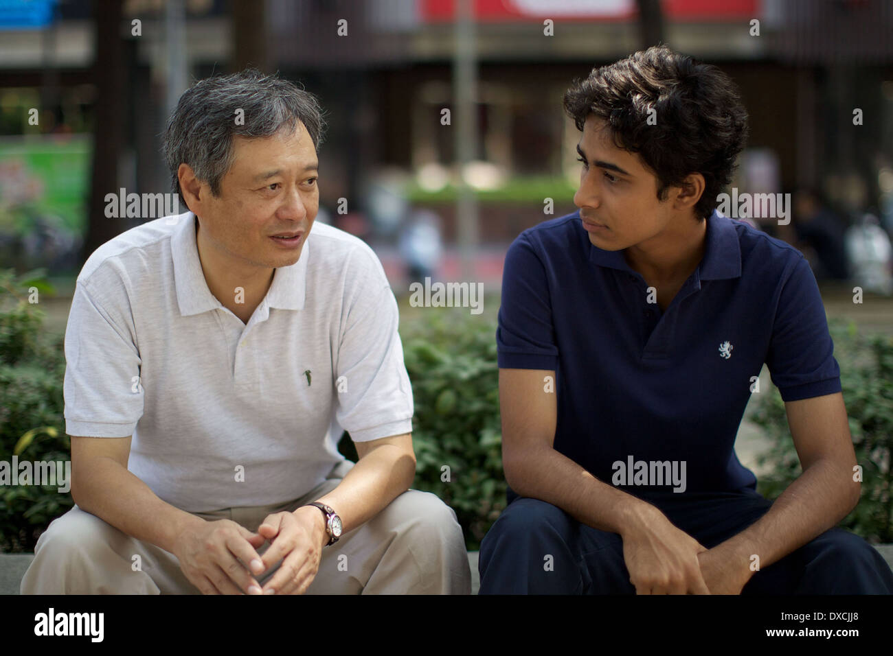 Ang Lee, Suraj Sharma Stock Photo - Alamy