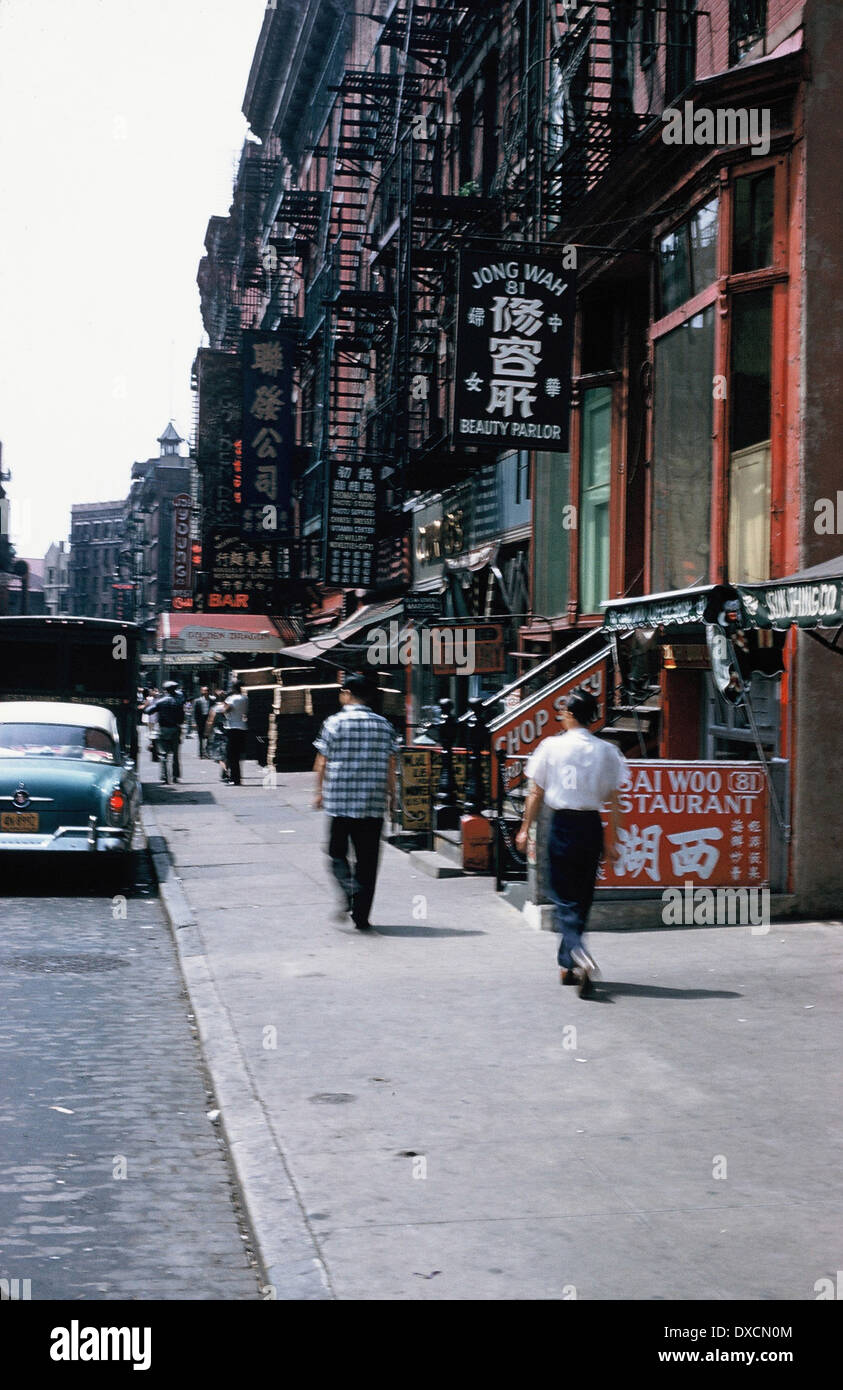 Street scene on a summer day in Chinatown, New York, 1958 Stock Photo ...