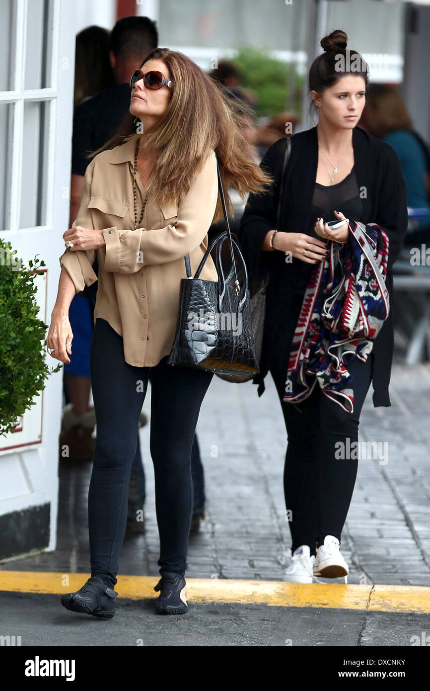 Maria Shriver and Christina Schwarzenegger Maria Shriver leaving ...