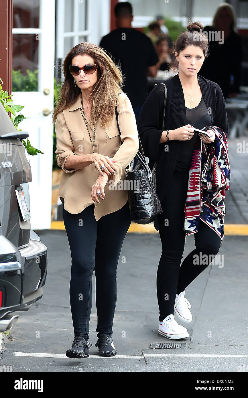 Maria Shriver and Christina Schwarzenegger Maria Shriver leaving ...
