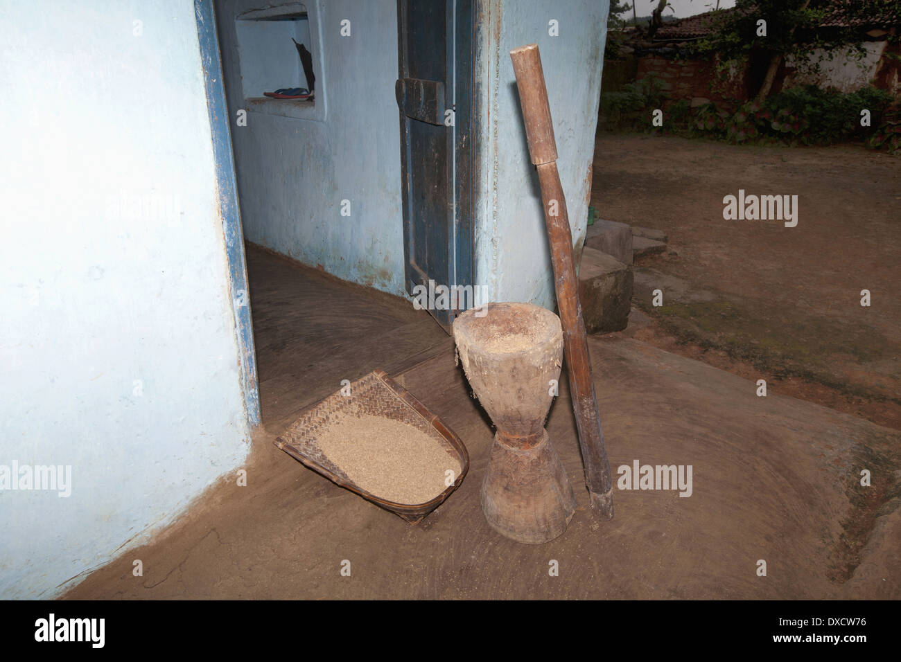 Indian traditional grinder hi-res stock photography and images - Alamy