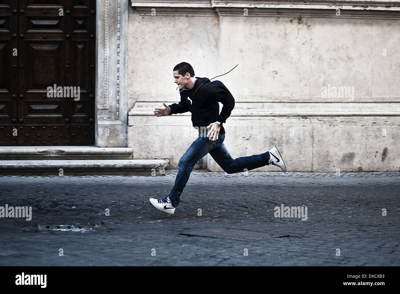 Scialla hi-res stock photography and images - Alamy