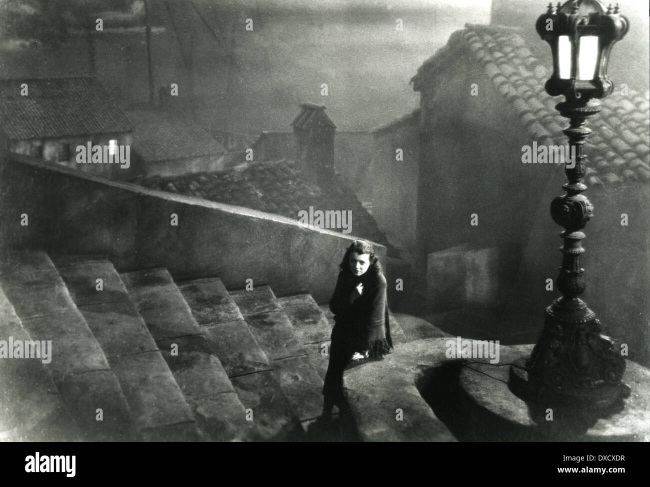 Street angel 1928 hi-res stock photography and images - Alamy