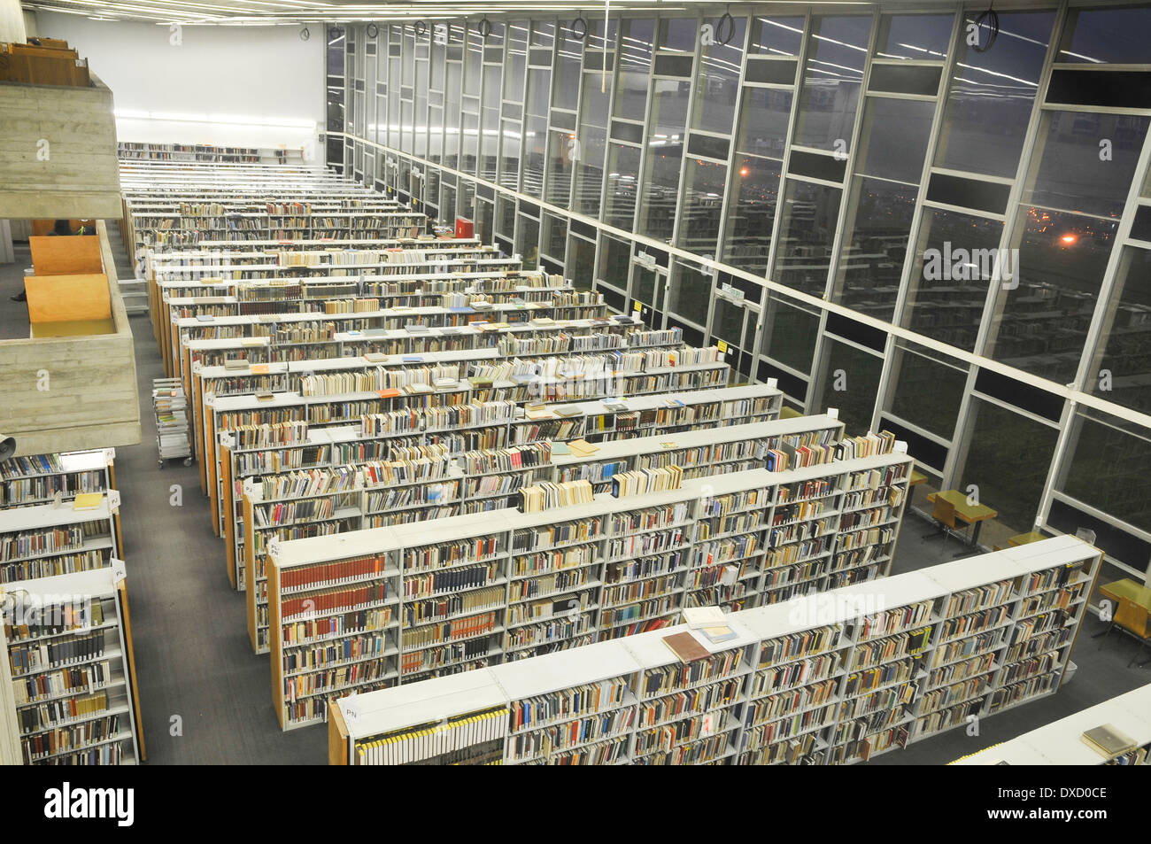 Books in a library Stock Photo - Alamy