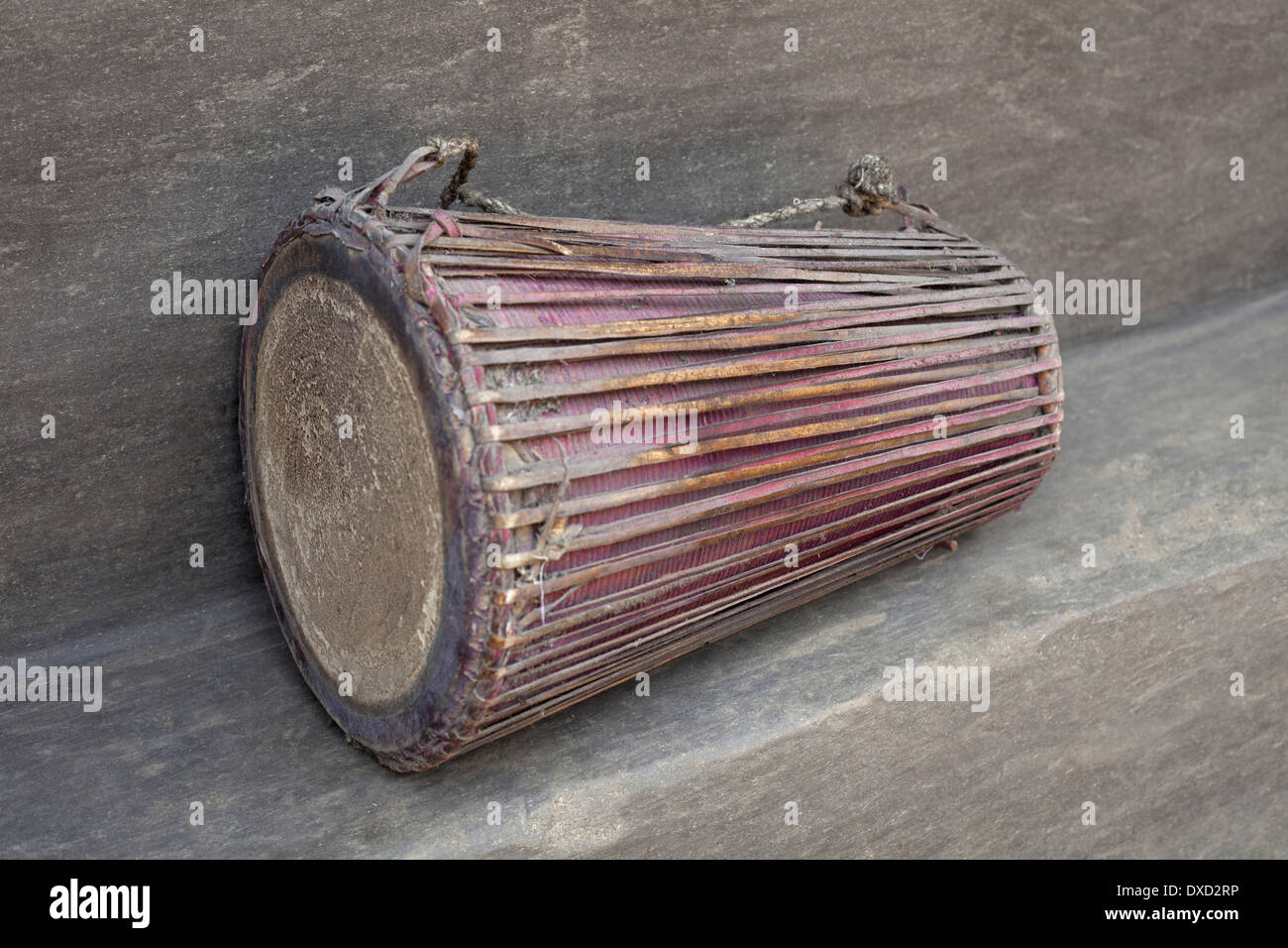 Mandar drum They are made of earth leather diaphragms on either side ...