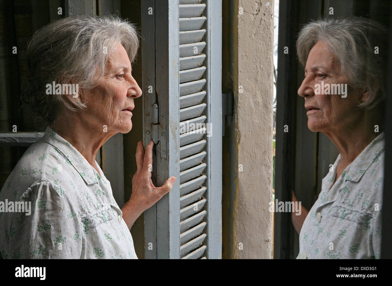 Camus il primo uomo hi-res stock photography and images - Alamy