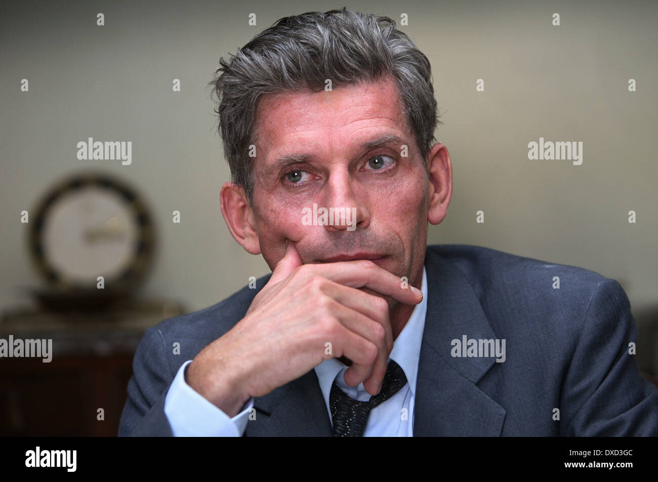 Il Primo Uomo Stock Photo - Alamy