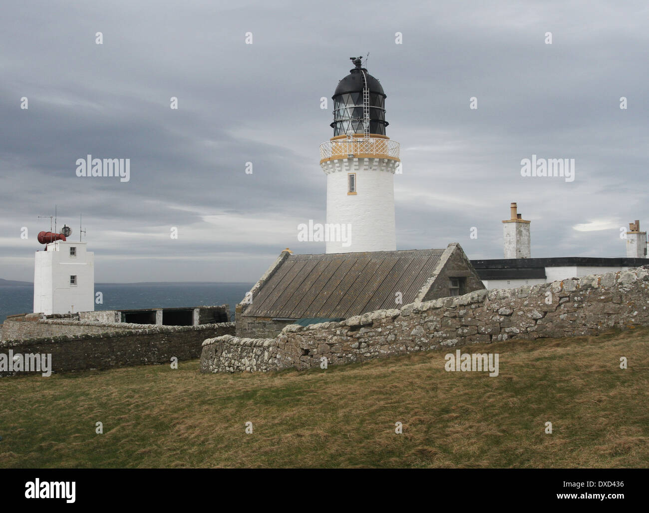 Dunnet head lighthouse hi-res stock photography and images - Alamy