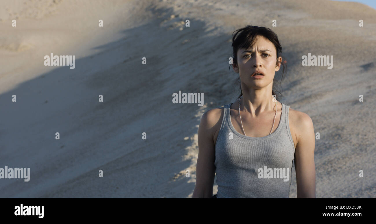 Olga kurylenko and joseph kosinski hi-res stock photography and images ...