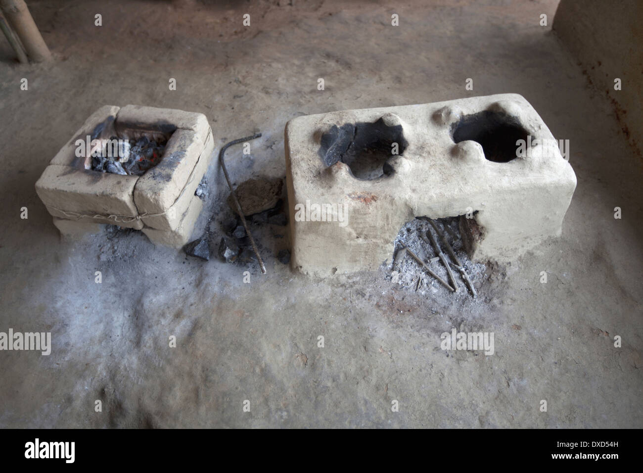 Typical tribal hearth. Jamuniatand village, Bokaro district, Jharkhand ...