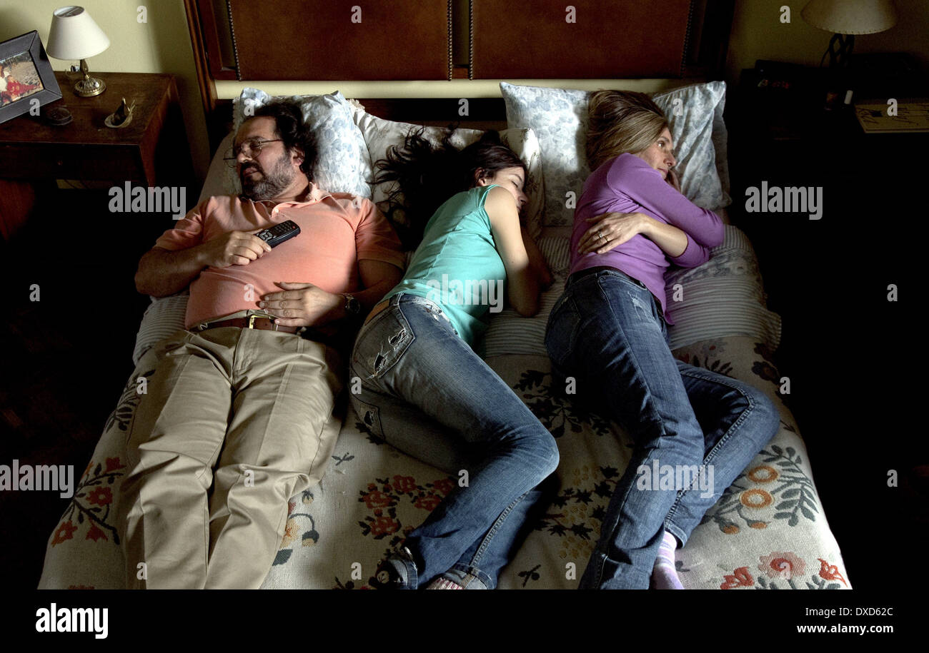 Cinema woman bed sleeping to sleep hi-res stock photography and images ...