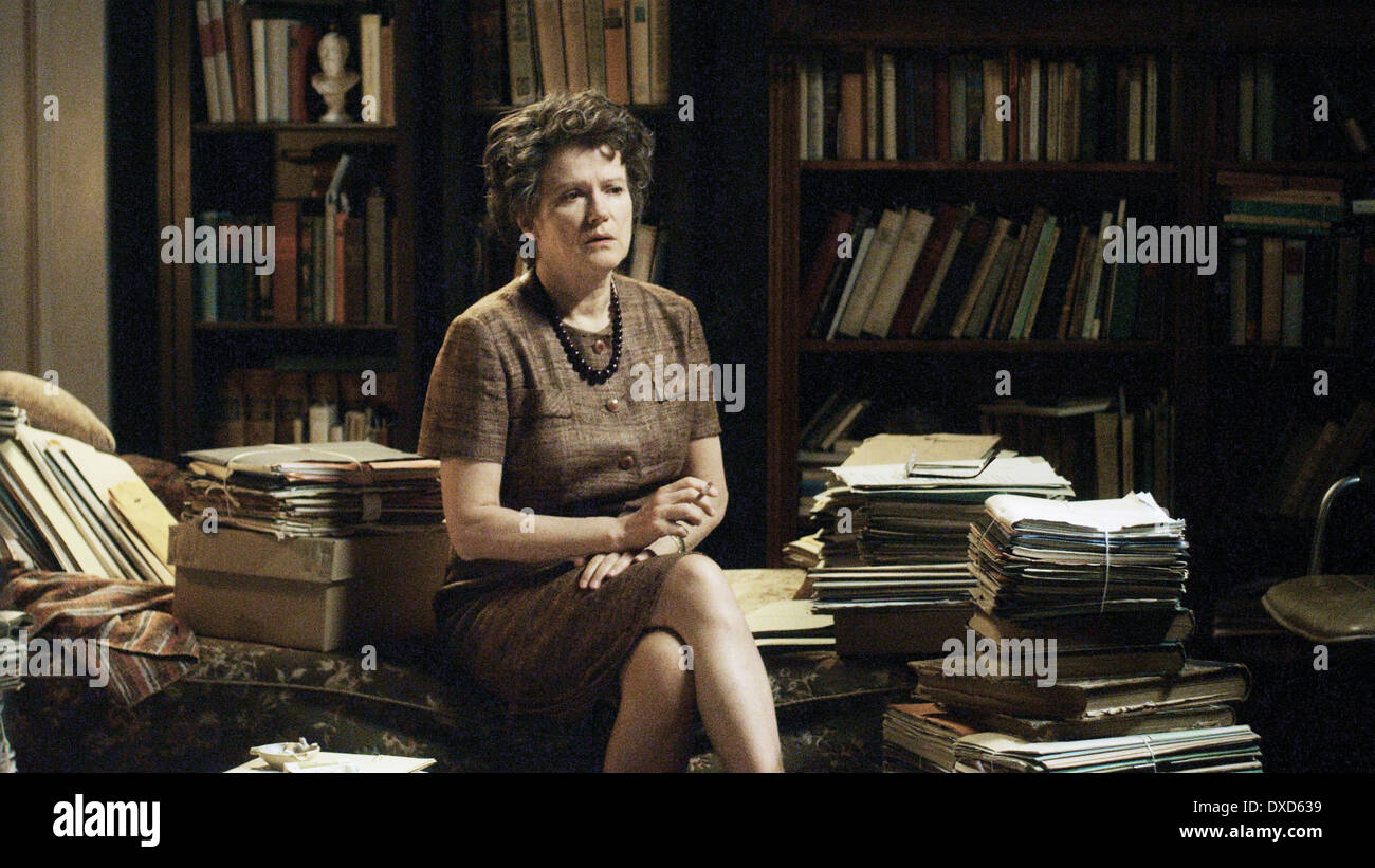 Hannah arendt hi-res stock photography and images - Alamy