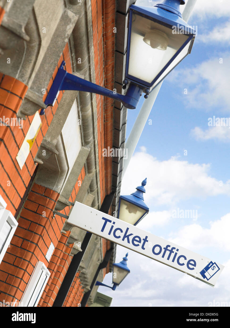 Train station ticket office Stock Photo - Alamy