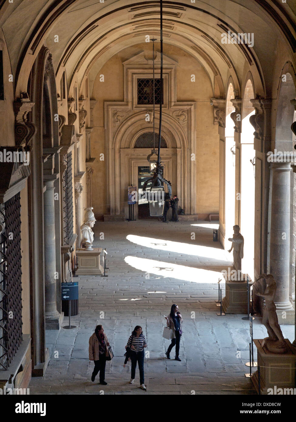 Palazzo pitti florence hi-res stock photography and images - Alamy