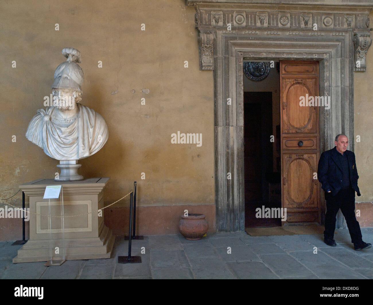 Palazzo pitti florence hi-res stock photography and images - Alamy