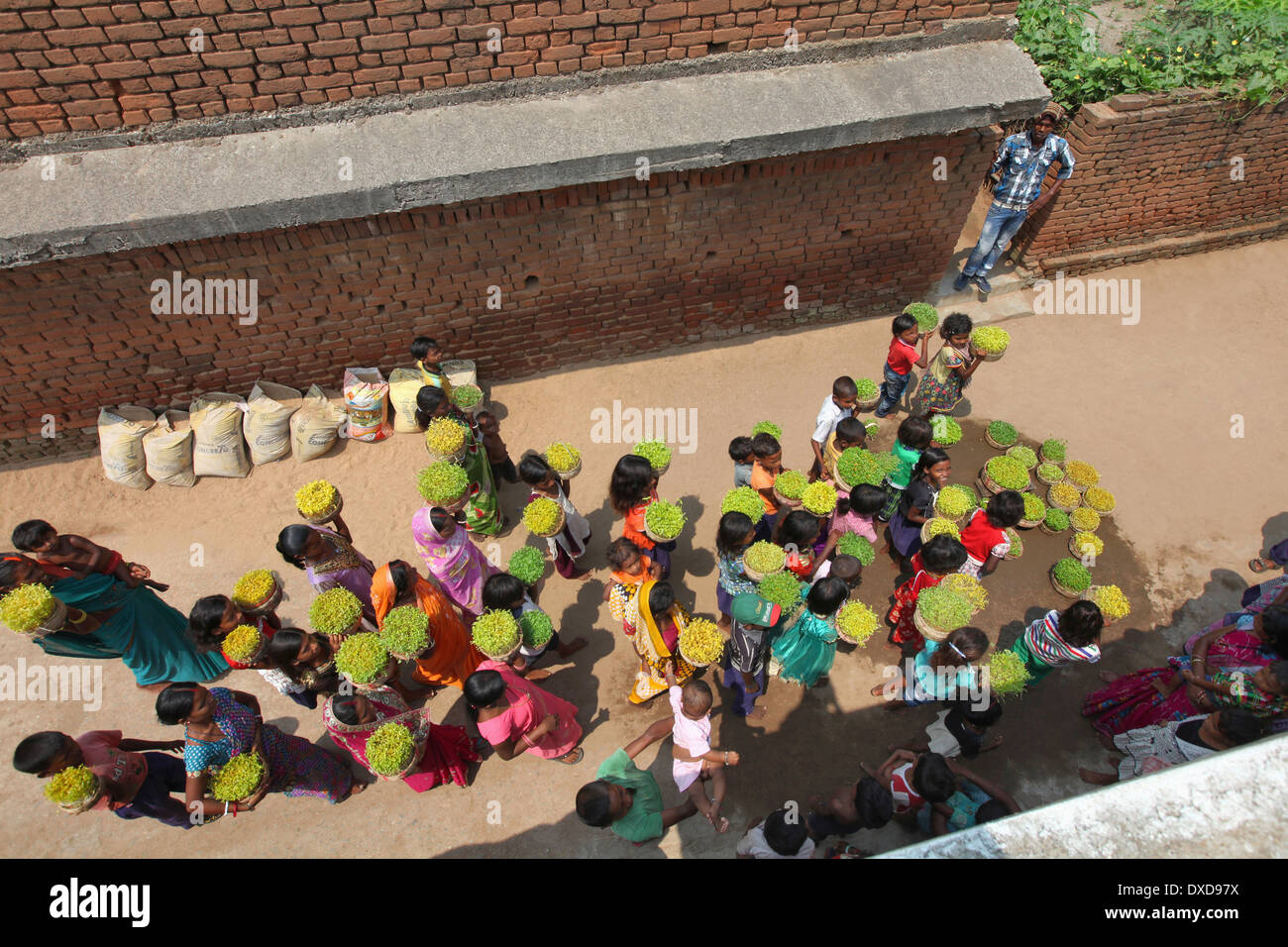 Karma puja hi-res stock photography and images - Alamy