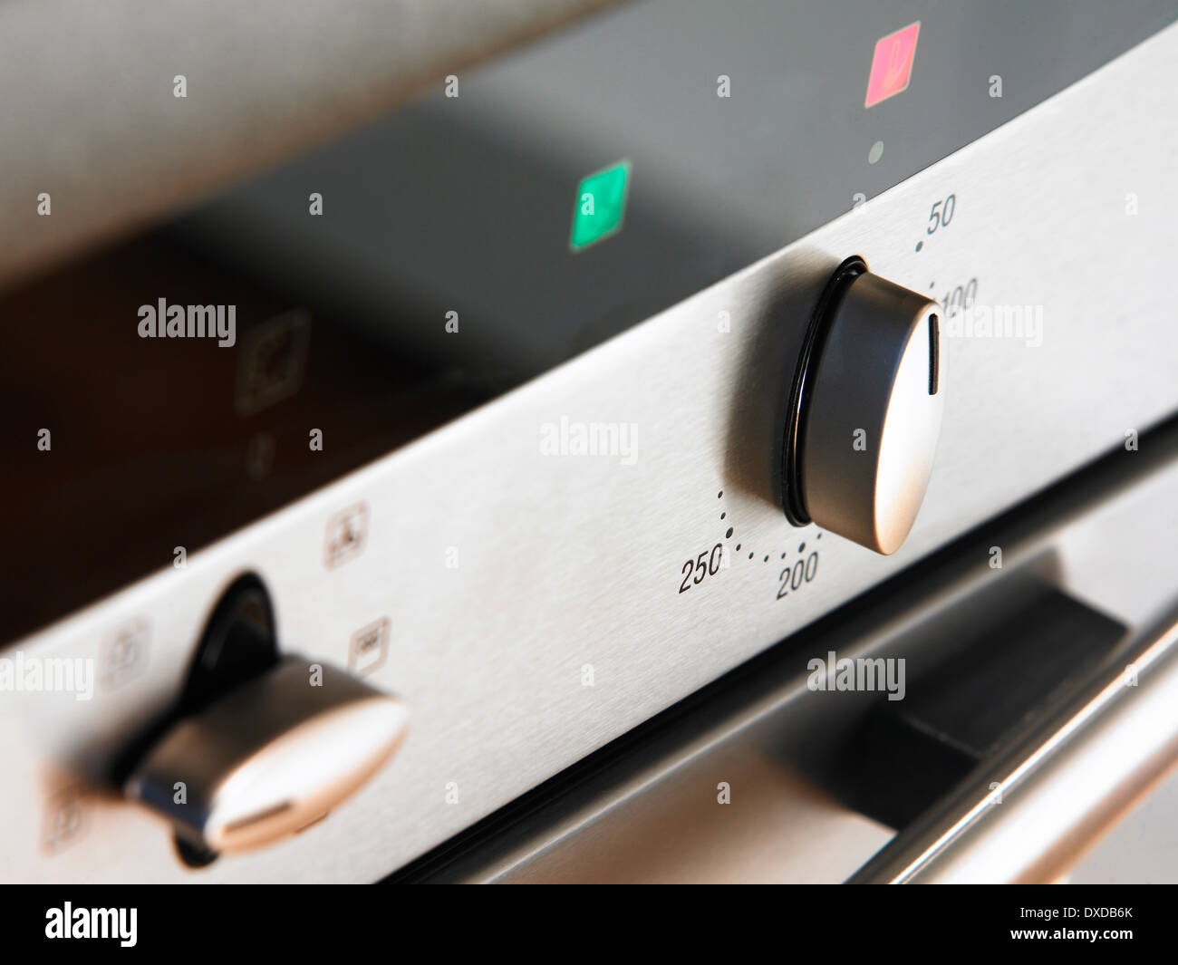 Cooker and oven hob in kitchen Stock Photo - Alamy