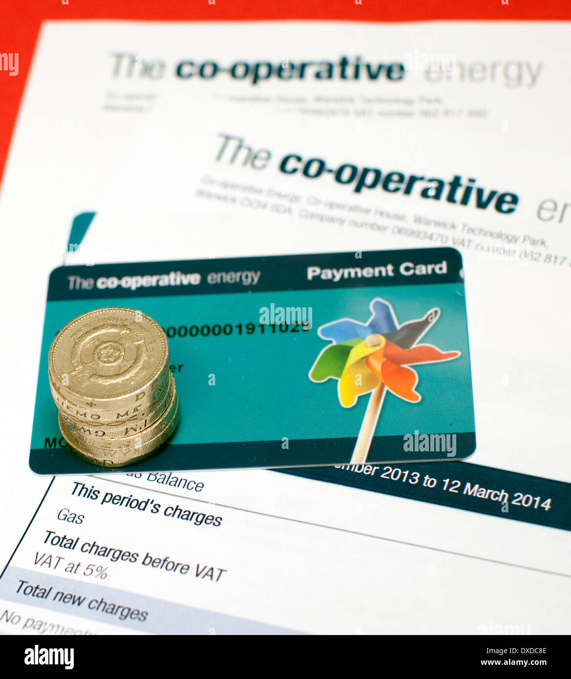 Gas bill and pound coins hi-res stock photography and images - Alamy