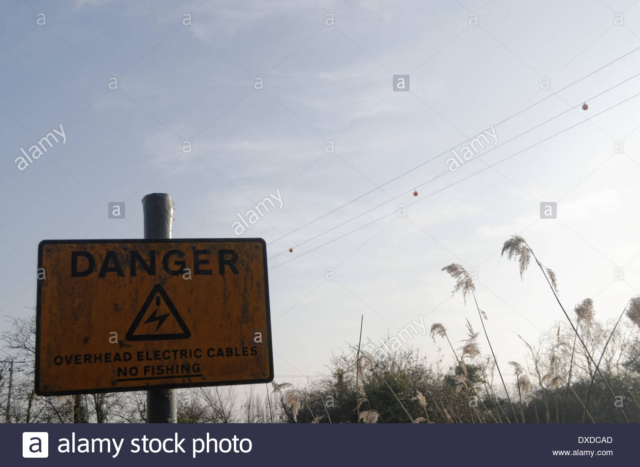 Overhead Cables Warning Sign High Resolution Stock Photography and ...