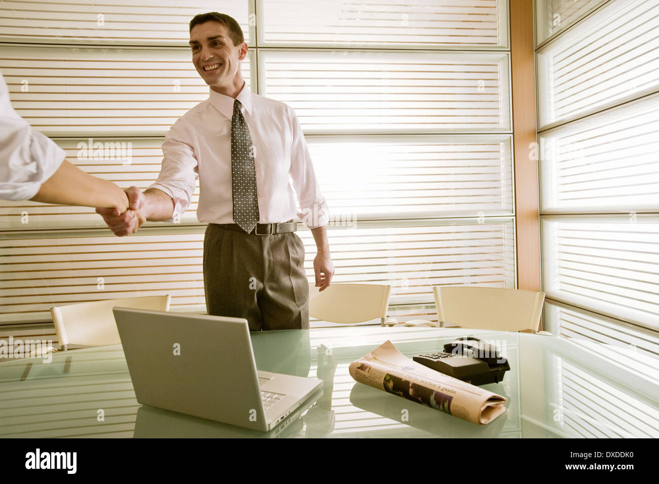 Office greet work telephone hi-res stock photography and images - Alamy