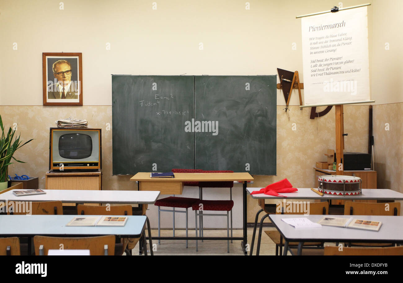 Education schoolchildren classroom children school 1970s hi-res stock ...