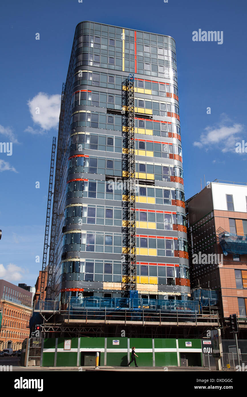 Manchester 7th March, 2014. Sarah Point Nuovo being built on Gt Ancoats ...