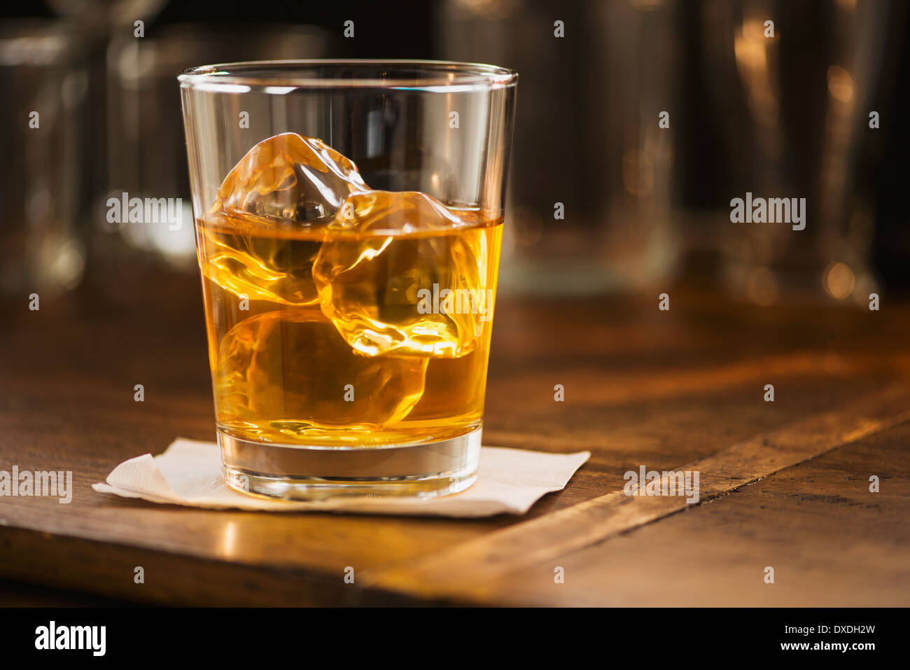 Scotch drink hi-res stock photography and images - Alamy