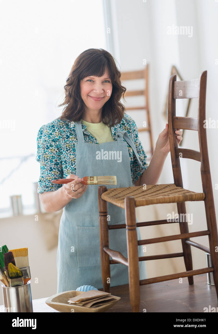 Refinishing furniture hi-res stock photography and images - Alamy