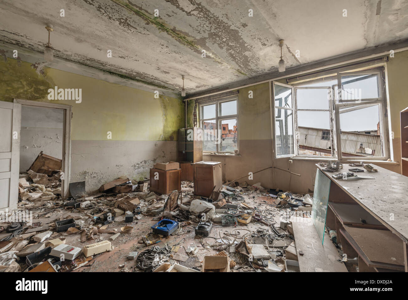 Very old room on abandoned house Stock Photo - Alamy