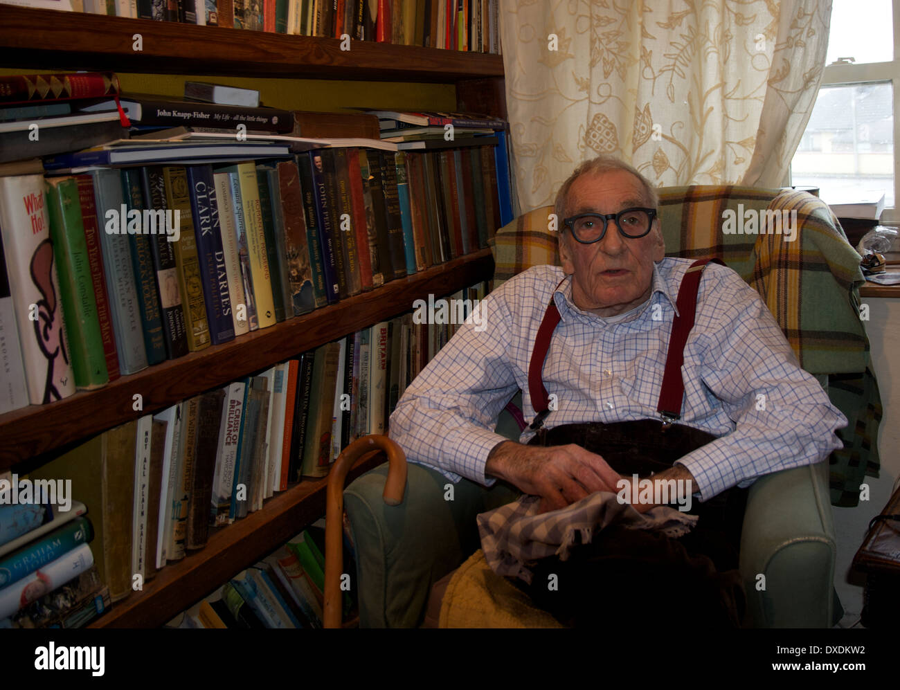 The famous Welsh artist, John Knapp-Fisher in his home and studio at ...