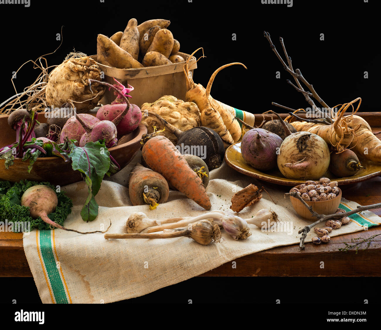 Root vegetables basket hi-res stock photography and images - Alamy