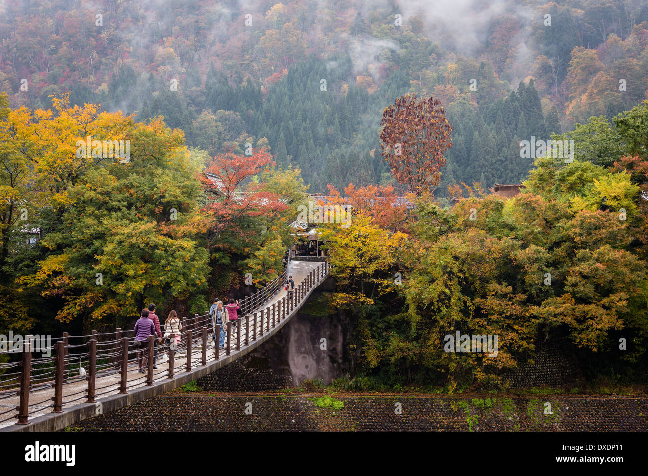 Shirakawa go bridge hi-res stock photography and images - Alamy