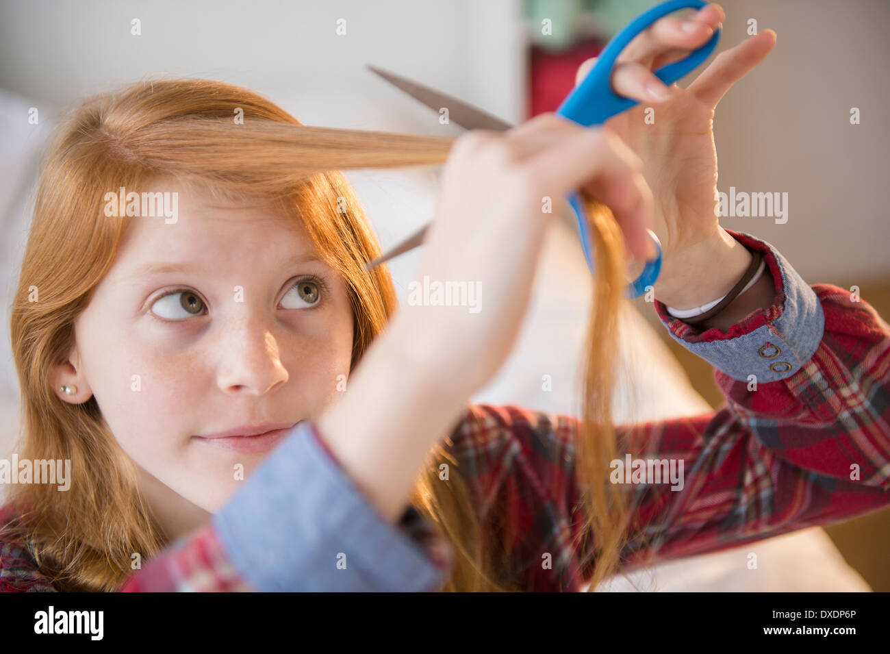 Portrait girl 13 14 hi-res stock photography and images - Alamy
