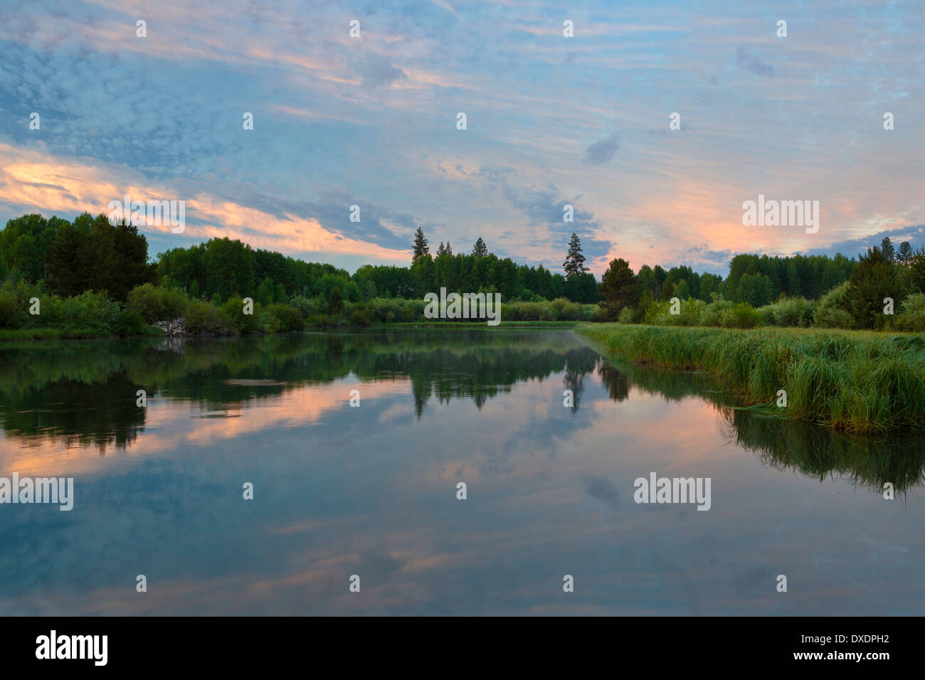 Deschutes river hi-res stock photography and images - Alamy