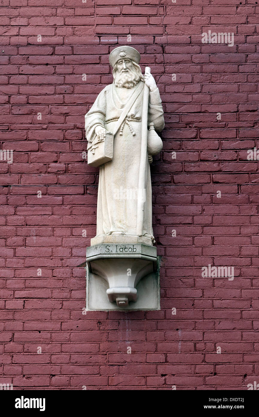 Statue of saint jacob hi-res stock photography and images - Alamy