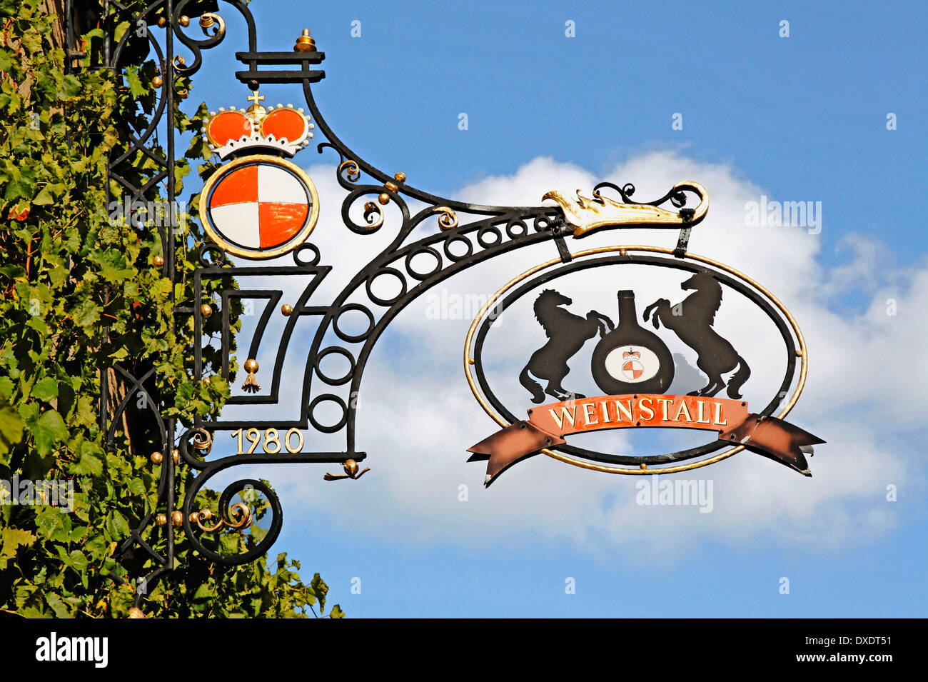 Resaurant sign hi-res stock photography and images - Alamy