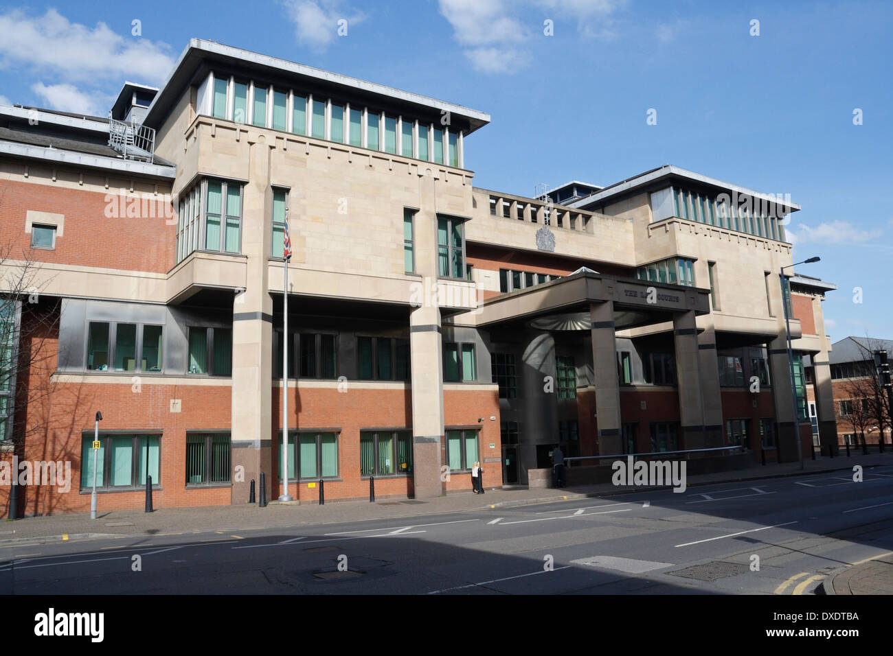 Crown and county court hi-res stock photography and images - Alamy