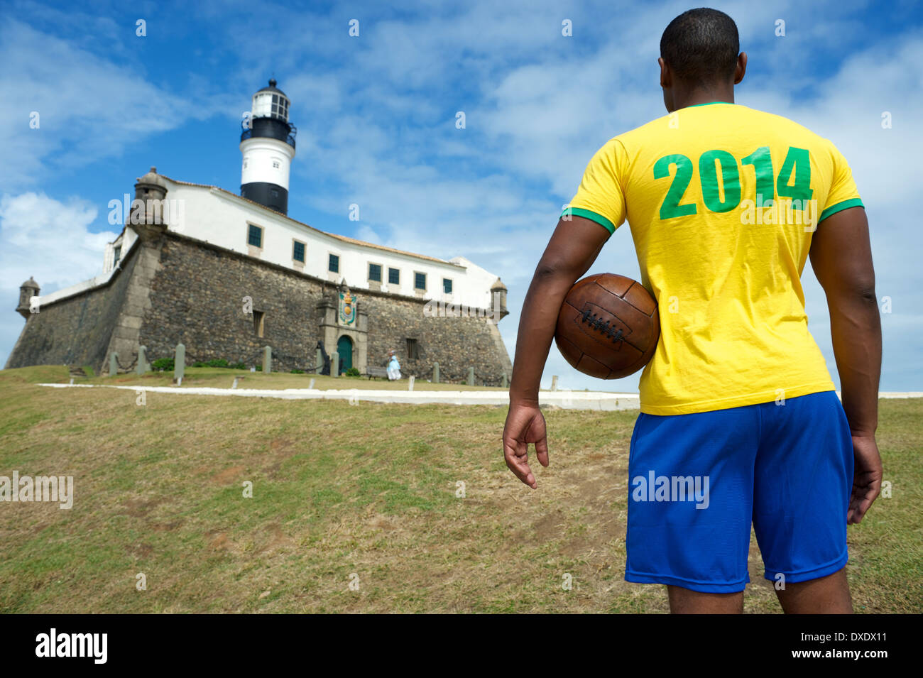 Football player back of shirt hi-res stock photography and images - Alamy