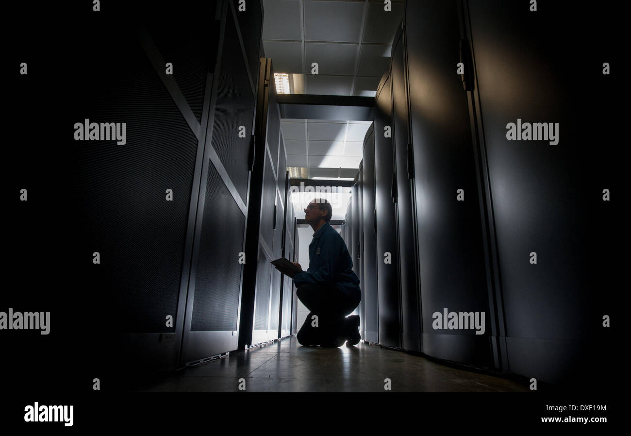 Second generation computer hi-res stock photography and images - Alamy