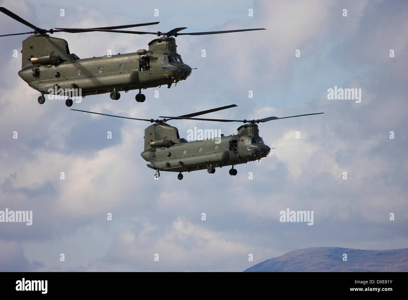 Chinook helicopters hi-res stock photography and images - Alamy