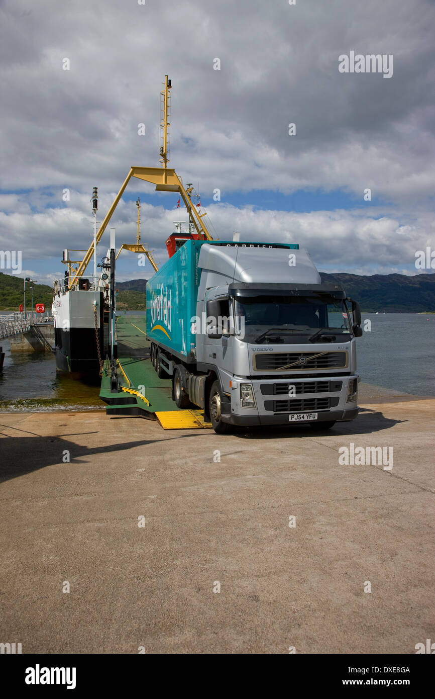 Artic lorry hi-res stock photography and images - Alamy