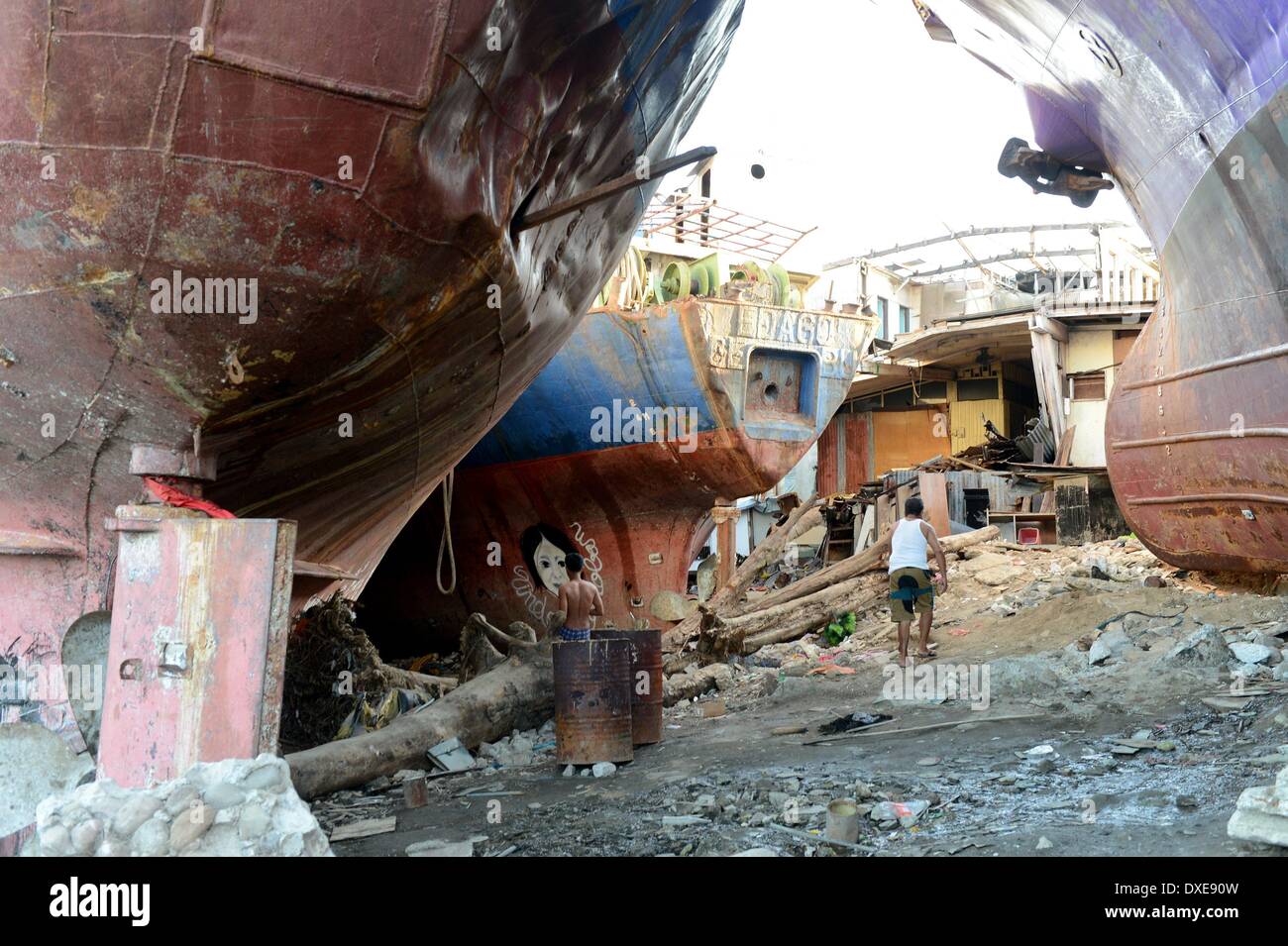 A ship washed ashore in the super typhoon devastated city of Tacloban ...