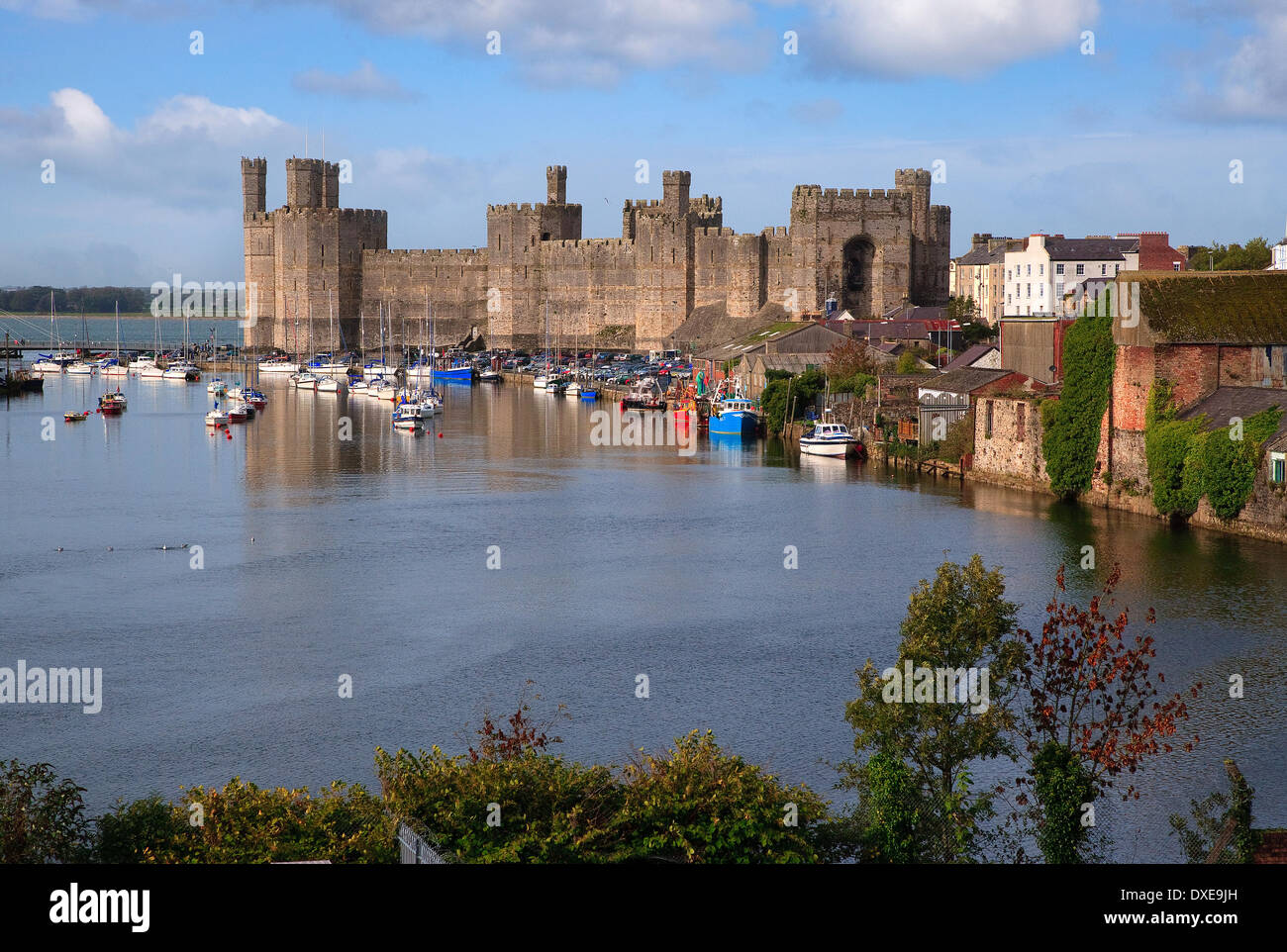 Caernarfon castle caernarfon north wales hi-res stock photography and ...