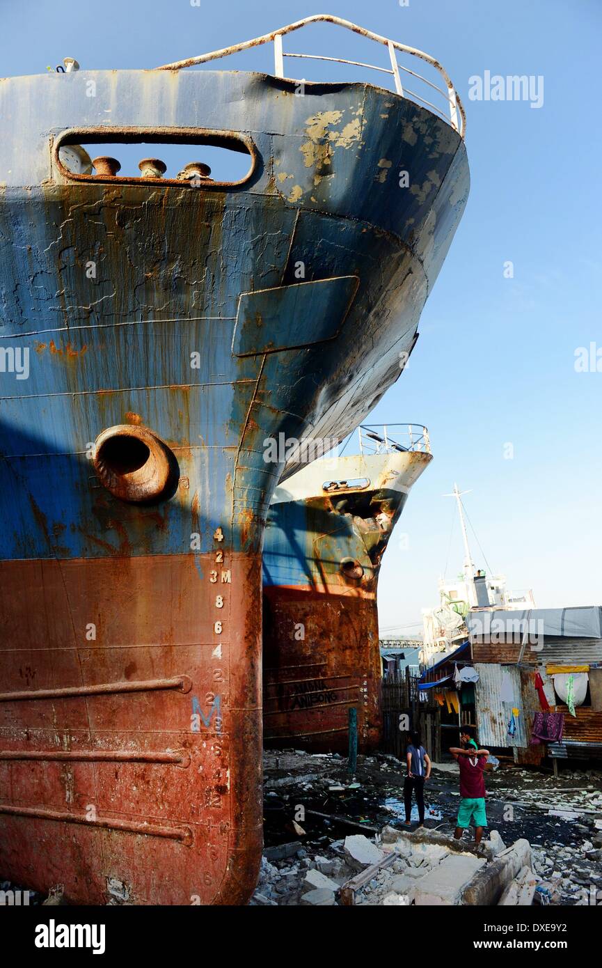 A ship washed ashore in the super typhoon devastated city of Tacloban ...