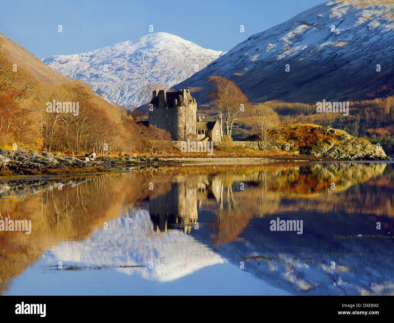 Dunderave Castle High Resolution Stock Photography and Images - Alamy