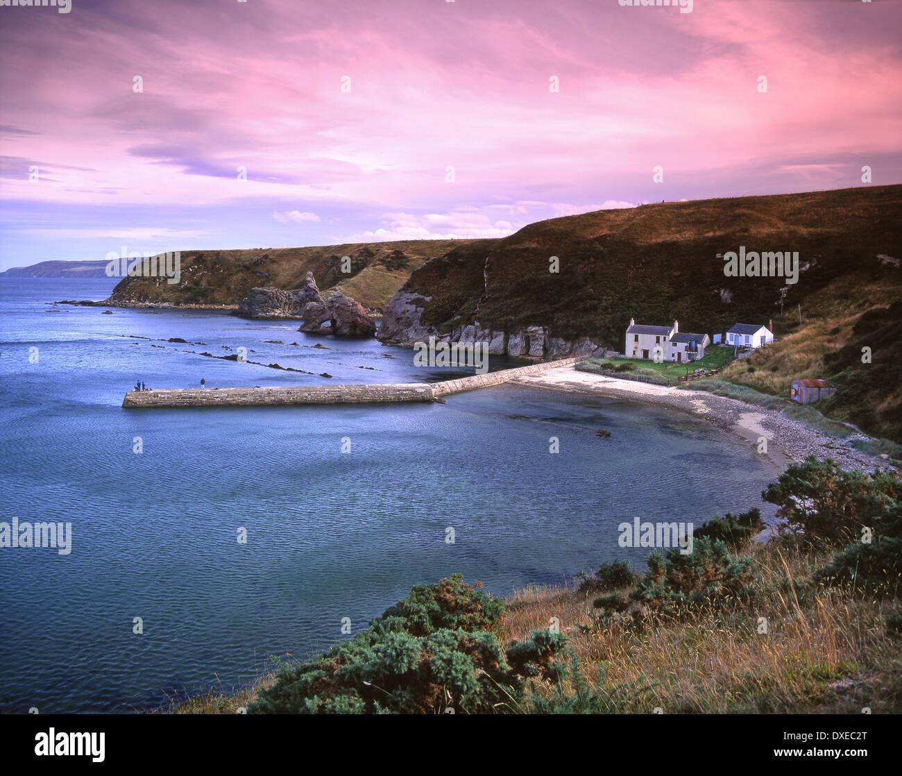 Cockburnspath hi-res stock photography and images - Alamy