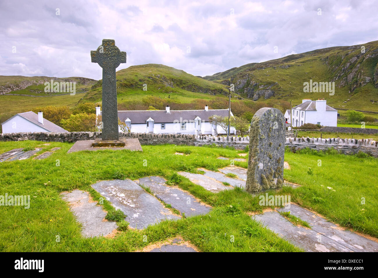 Cross at Kilchoman Church, Islay Stock Photo - Alamy