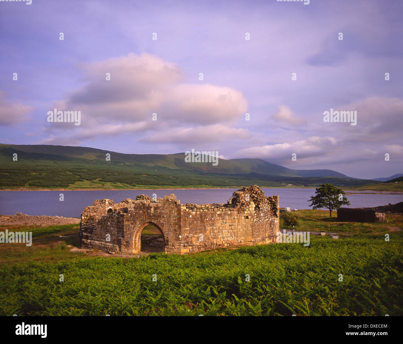 Loch doon castle hi-res stock photography and images - Alamy